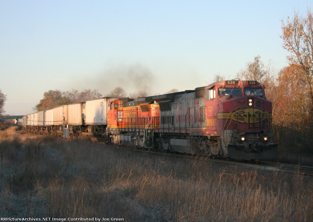 BNSF 528